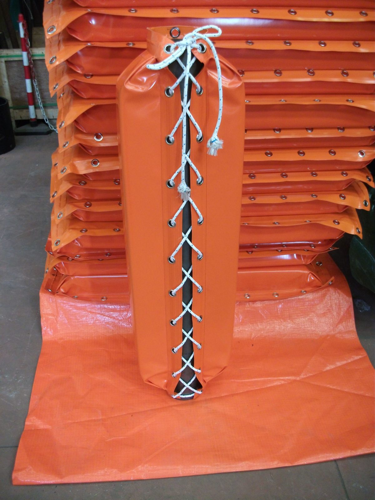 Lace-On Hawser Floats | Resinex