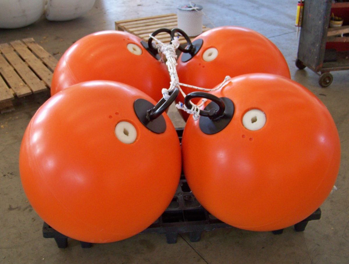Pick Up, Pendant And Chain Through Buoys | Resinex